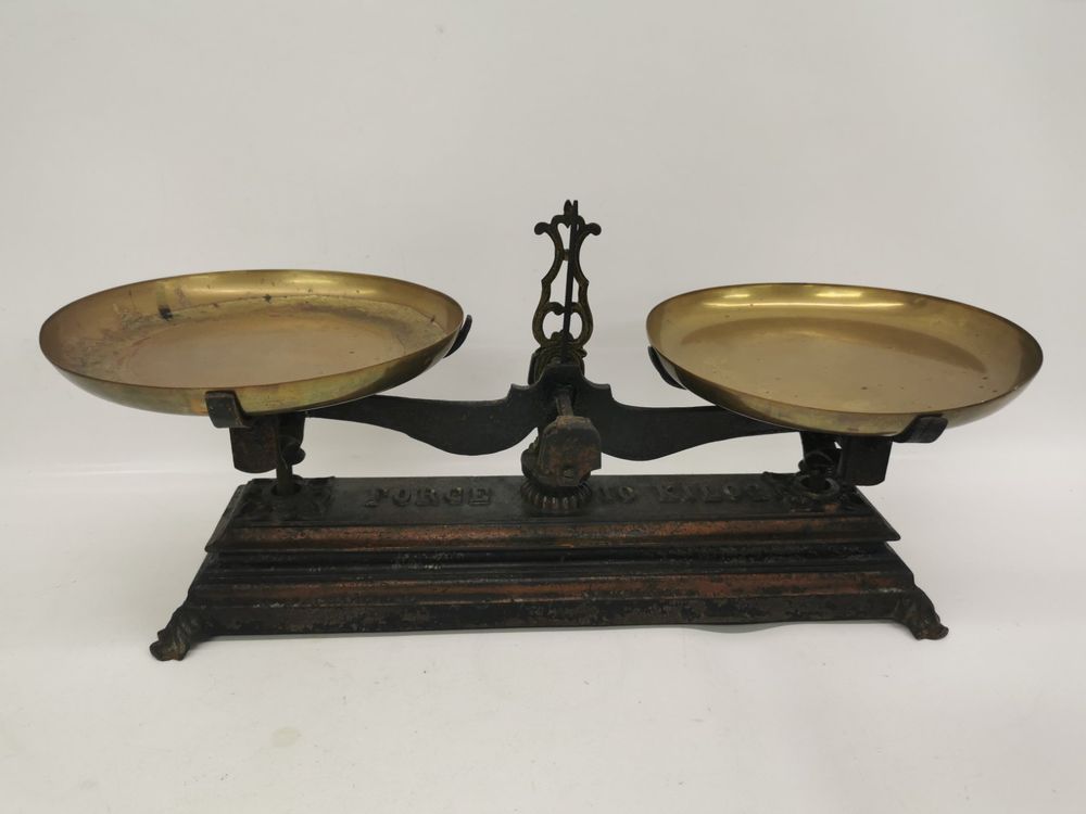 Antike Waage Force 10 KG balance France (Gebraucht) in Toffen für CHF ...