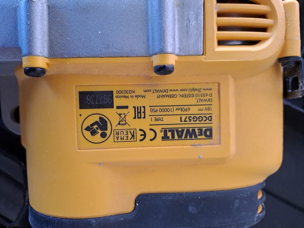 Fettpresse Dewalt DCGG571 18V | Kaufen auf Ricardo