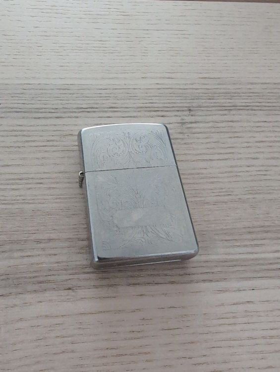 zippo lighter small model (Gebraucht) in Zürich für CHF 10.5 – mit ...