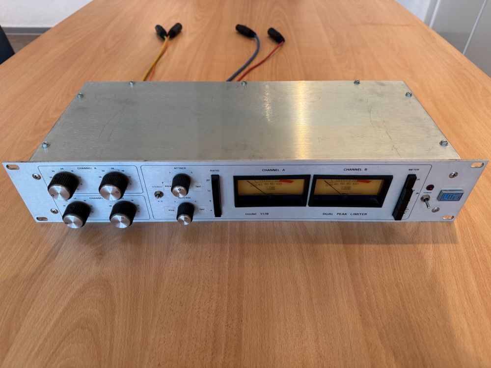 UREI 1178 Stereo-Peak-Limiter Studioequipment (Gebraucht) in EINSIEDELN ...