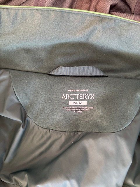 Arcteryx Top Skijacke Grösse M neuwertig Gore-Tex Coreloft (Gebraucht ...