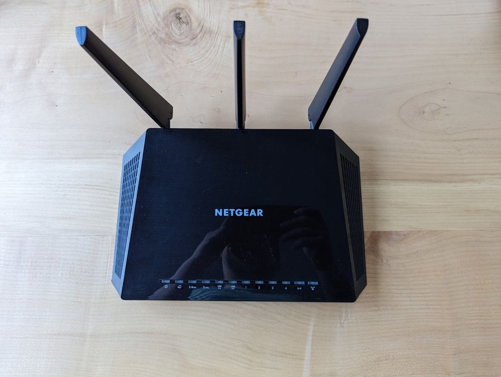 Netgear AC1900 WIFI-5 (ac) Router (R6800) (Gebraucht) in Thalwil für CHF 16 – mit Lieferung auf ...