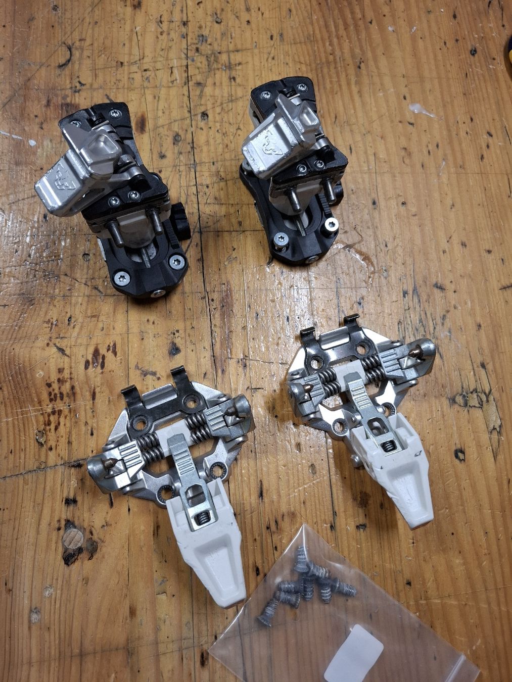 fixation Dynafit speed radical ski randonnée (D'occasion) à Miège pour CHF 90 – avec livraison ...