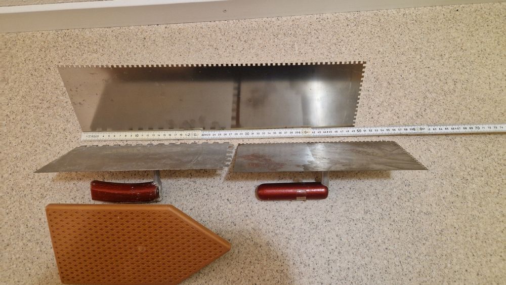 Gipser/Plattenleger Werkzeug (Gebraucht) in Buchs AG für CHF 25 – mit Lieferung auf Ricardo kaufen