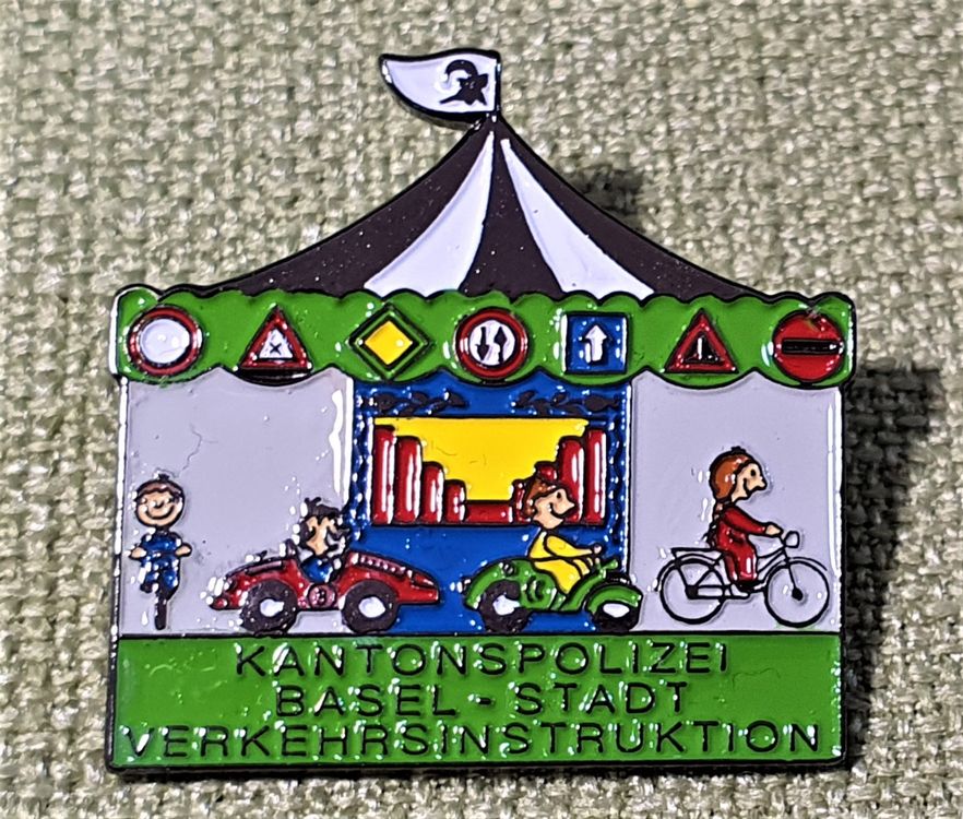 P179 - Pin Kantonspolizei Basel-Stadt Verkehrsinstruktion (Gebraucht) in Reinach BL für CHF 2 ...