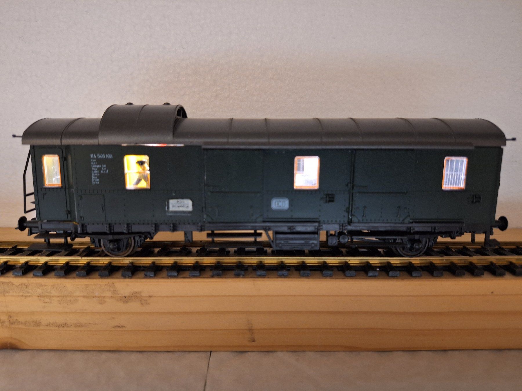 Roco Donnerbüchse Postwagen, DB, Ep. III, mit LED (Gebraucht) in ...