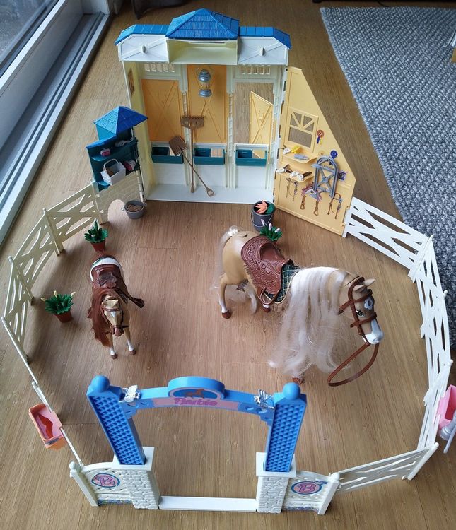 Barbie Reitstall mit Pferd und Pony (Gebraucht) in Gümligen für CHF 42 ...