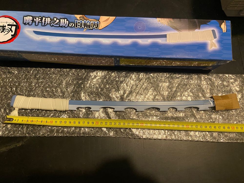 Demon Slayer réplique épée Inosuke jouet (Neuf avec emballage d'origine ...