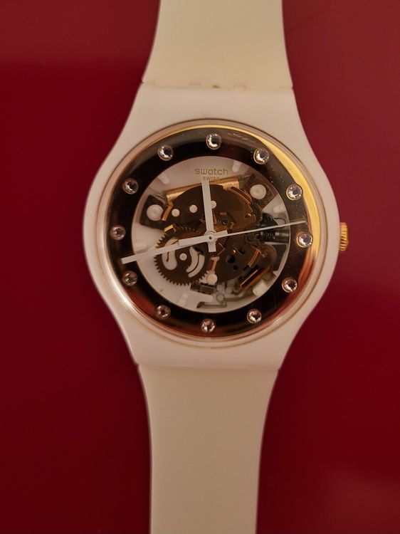 Swatch Damenarmbanduhr SUNRAY GLAM Silikonband Batterie neu (Gebraucht ...
