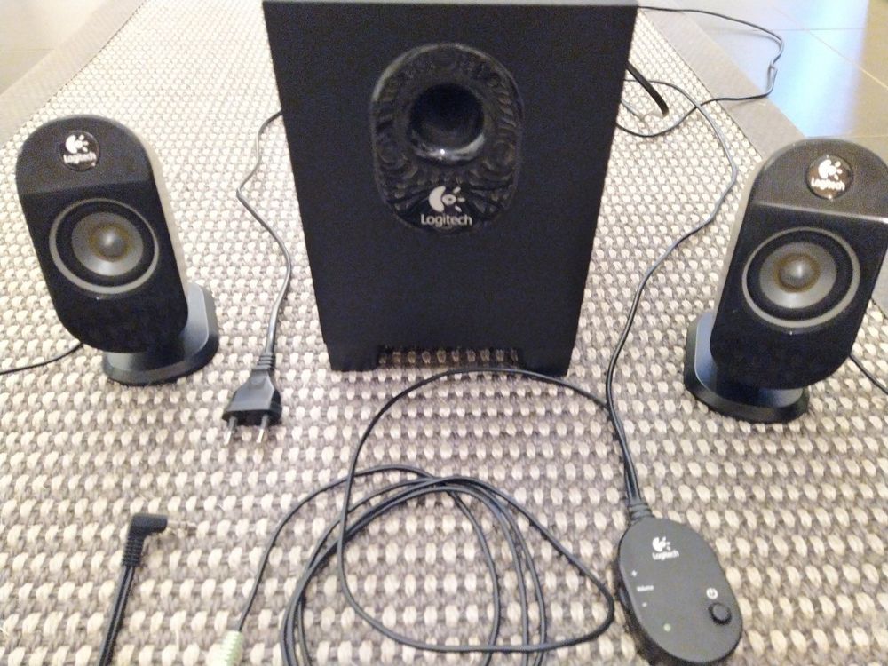 Logitech X-210, 2.1 Lautsprechersystem (Gebraucht) in Gümligen für CHF ...