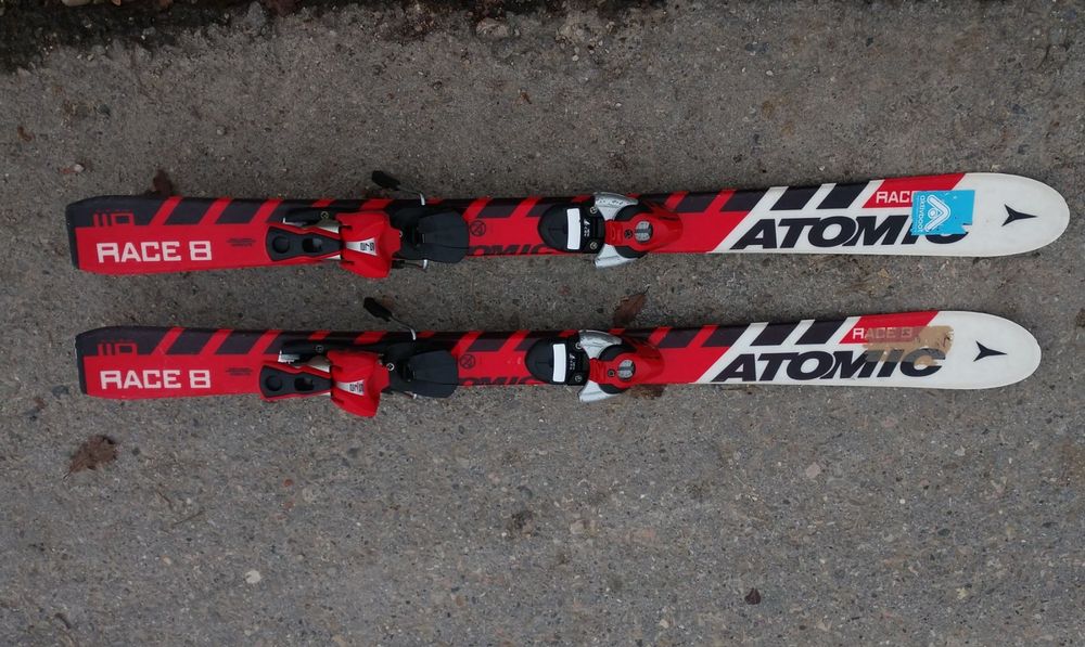 Atomic Race Ski 110cm R 8m Carver Alpin All Mountain (Gebraucht) in ...