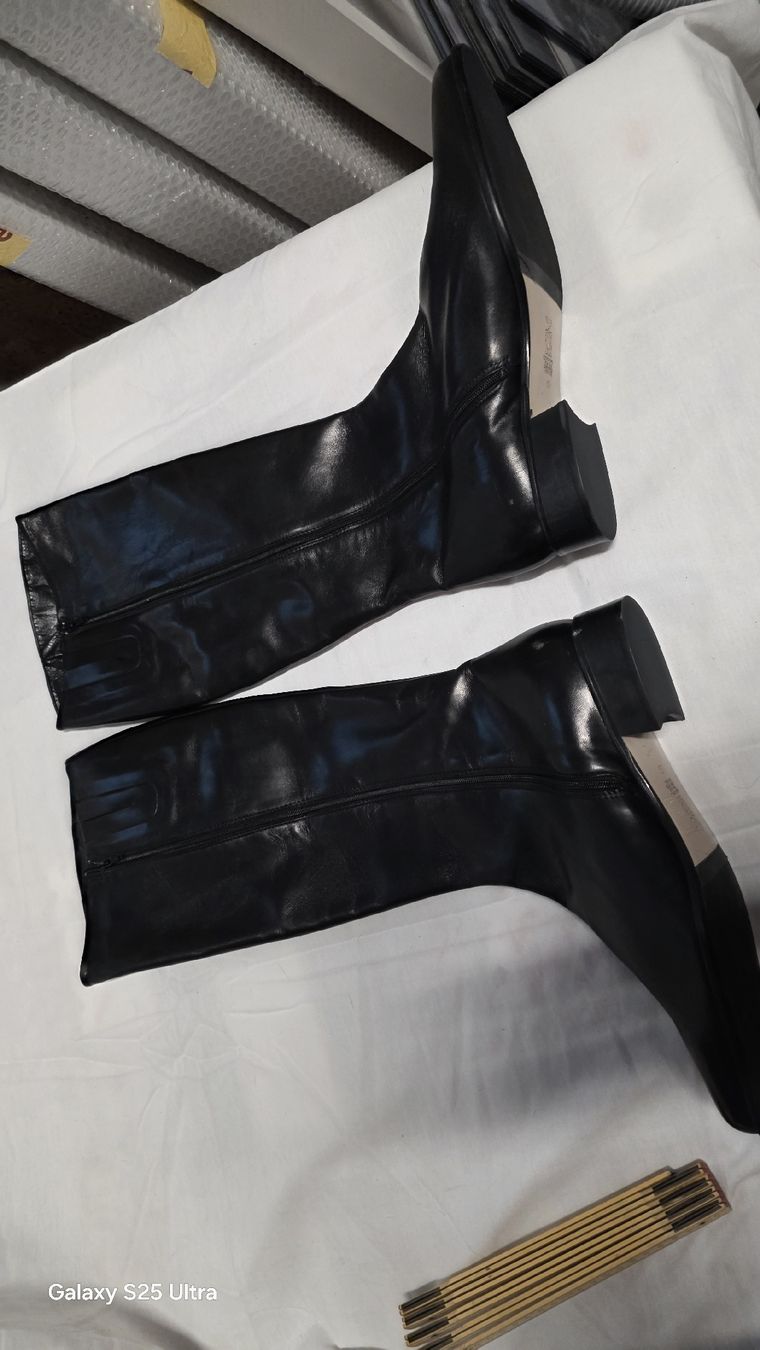 Klassische Lederstiefel – Gr. 45 – Niedriger Absatz (Gebraucht) in ...