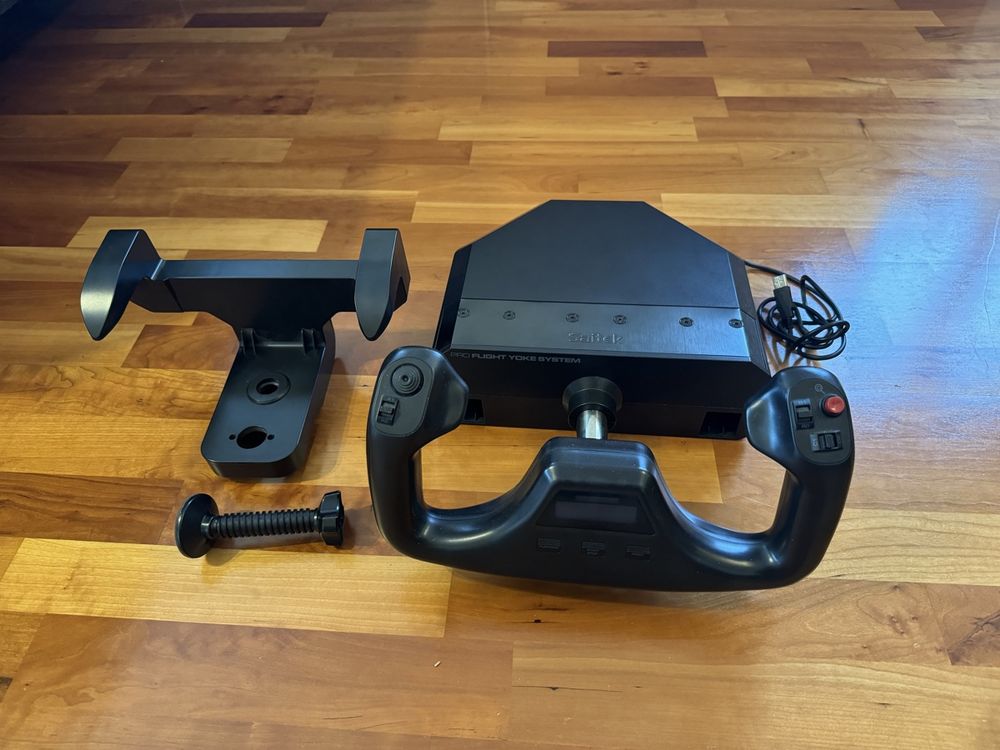 Saitek Pro Flight Yoke System (Gebraucht) in Lustmühle für CHF 29 – mit ...