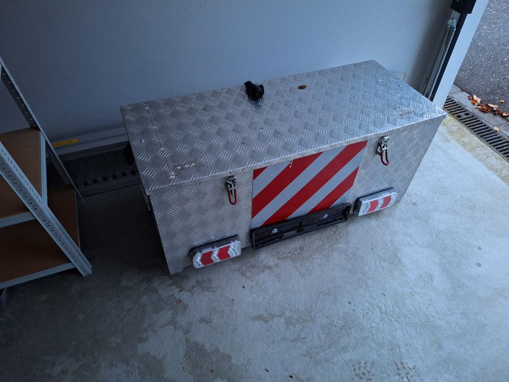 Alu Heckbox für AHK abklappbar (Gebraucht) in Oberbuchsiten für CHF 439 ...