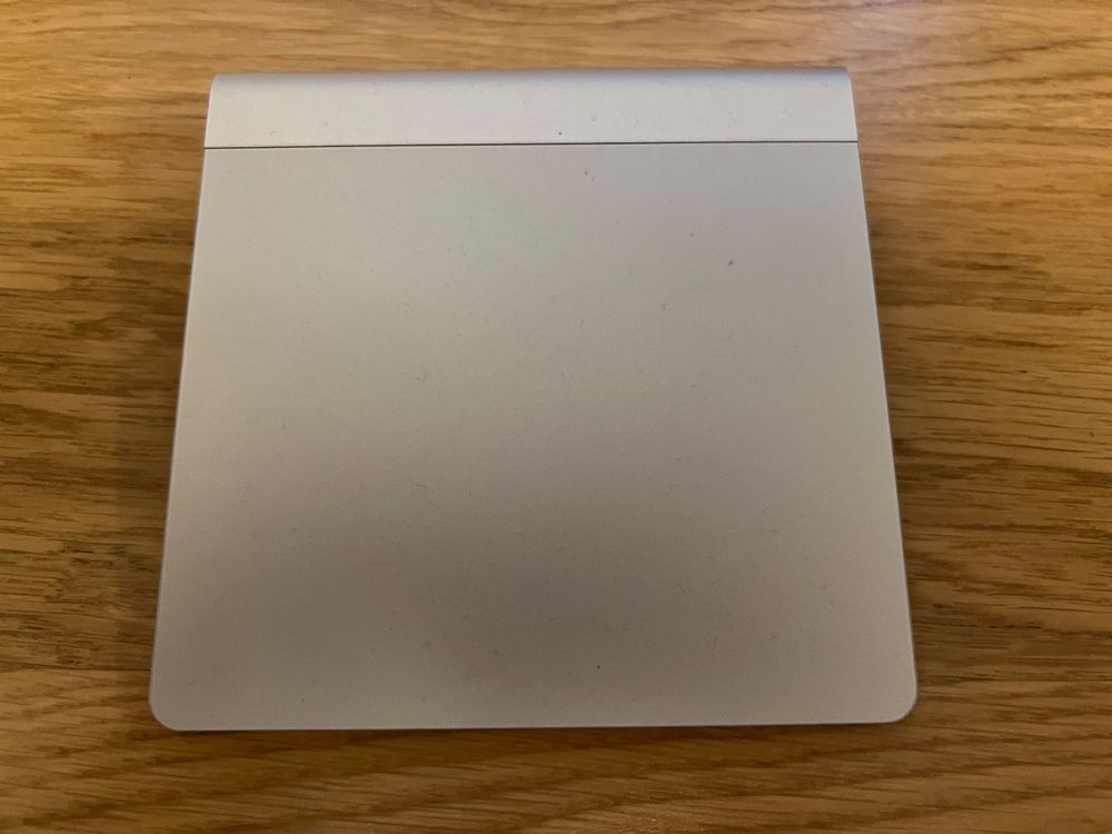 Apple Magic Trackpad (1st gen) (Gebraucht) in Uitikon Waldegg für CHF ...
