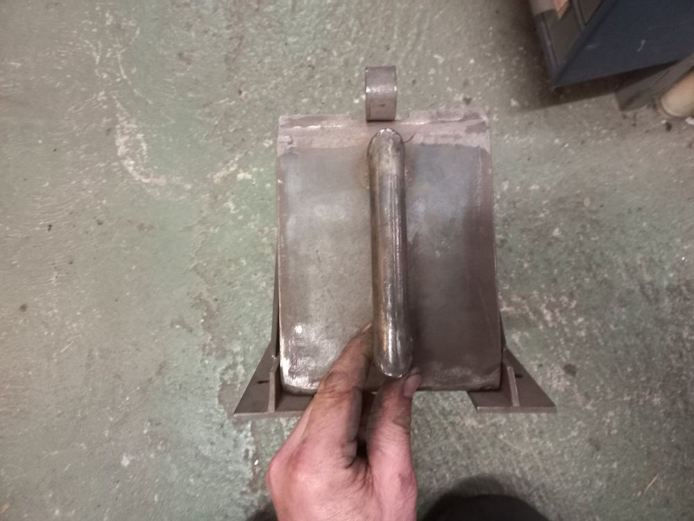 Metall - Unterlegkeil Keil + Halter für Traktor + Anhänger (Gebraucht ...