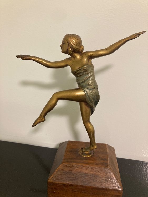 Art-Déco-Stil Tänzerin, signiert „Gimbel (Gebraucht) in Oberägeri für ...