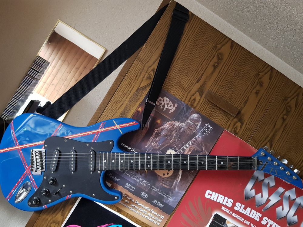 Guitare Aria Pro II (FS Series) signiert von Axxis (Gebraucht) in Grône ...