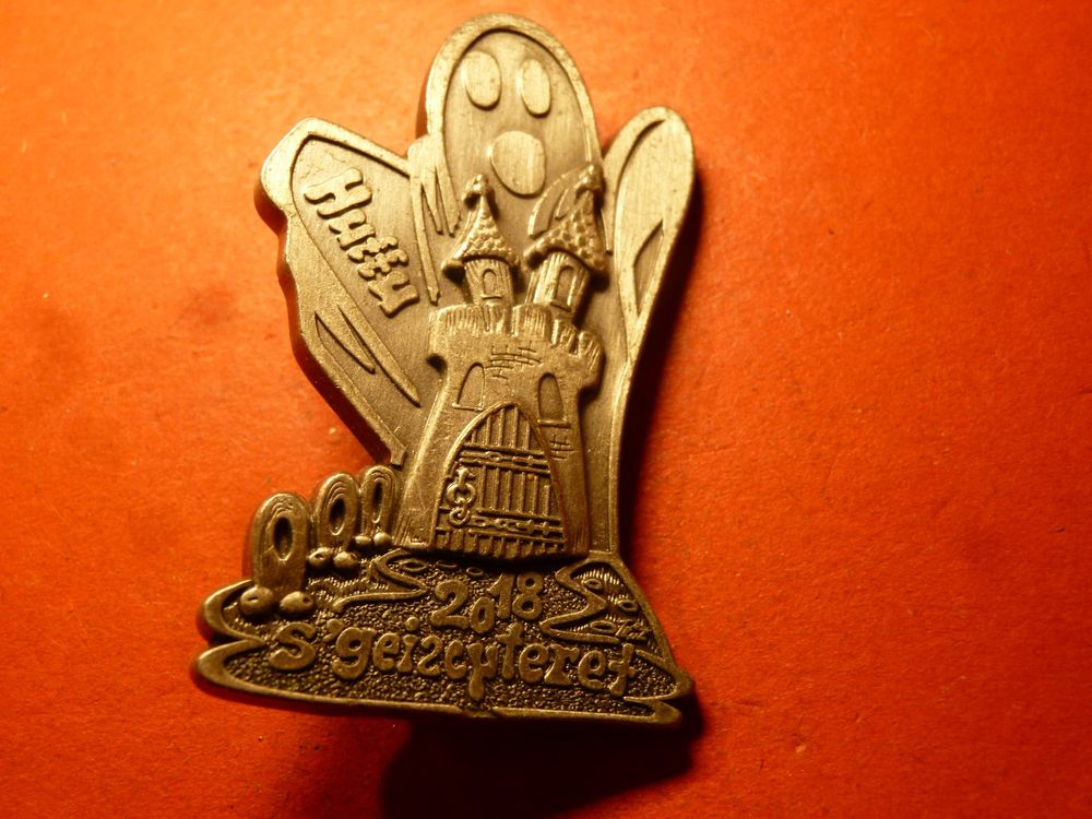 HUTTU 2018 SILBER (Gebraucht) in Ried (Muotathal) für CHF 1.1 – mit ...