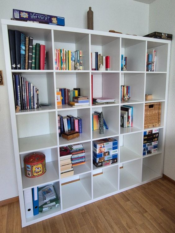 Kallax Regal 5x5 weiss (Gebraucht) in Ennetbürgen für CHF 50 – nur Abholung auf Ricardo kaufen