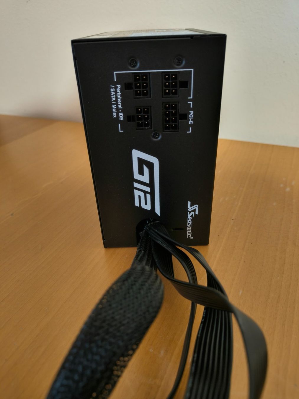 Semi-Modular Seasonic G12 GM-650W 80 Plus Gold Netzteil (Defekt) in ...