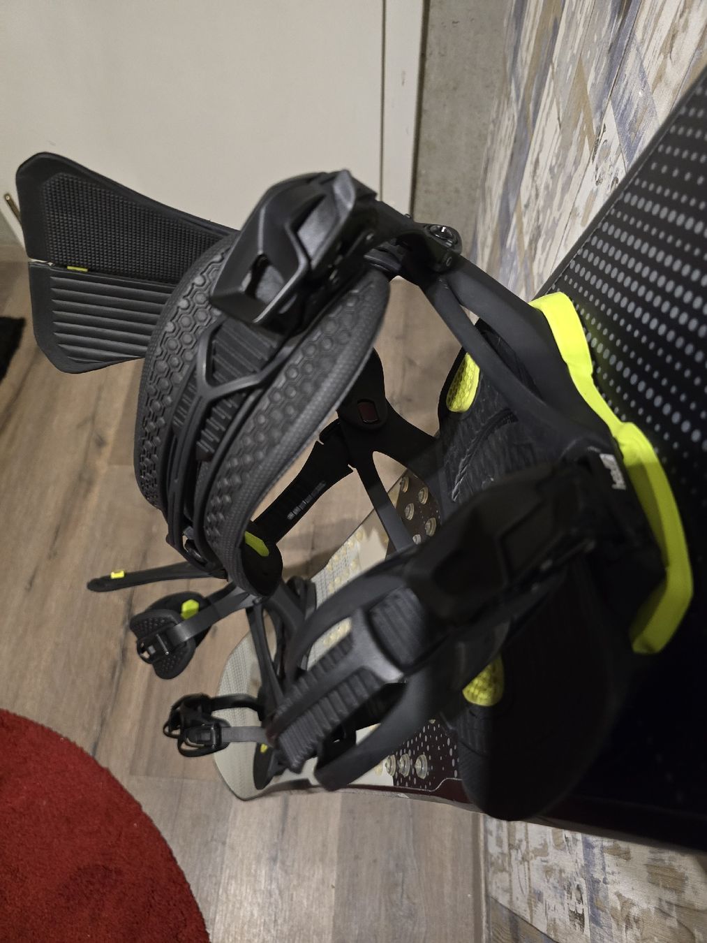 HEAD e-Instinct Hybrid Camber Snowboard 156 cm + Bindings (Gebraucht ...