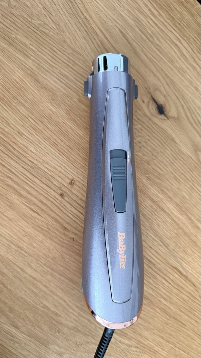Babyliss Warmluftbürste zu verkaufen - Top Zustand! 53 (Gebraucht) in ...