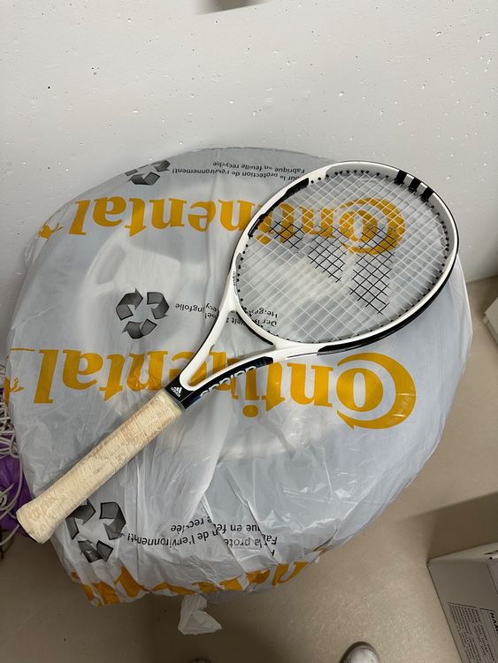 Tennis Racket | Kaufen auf Ricardo