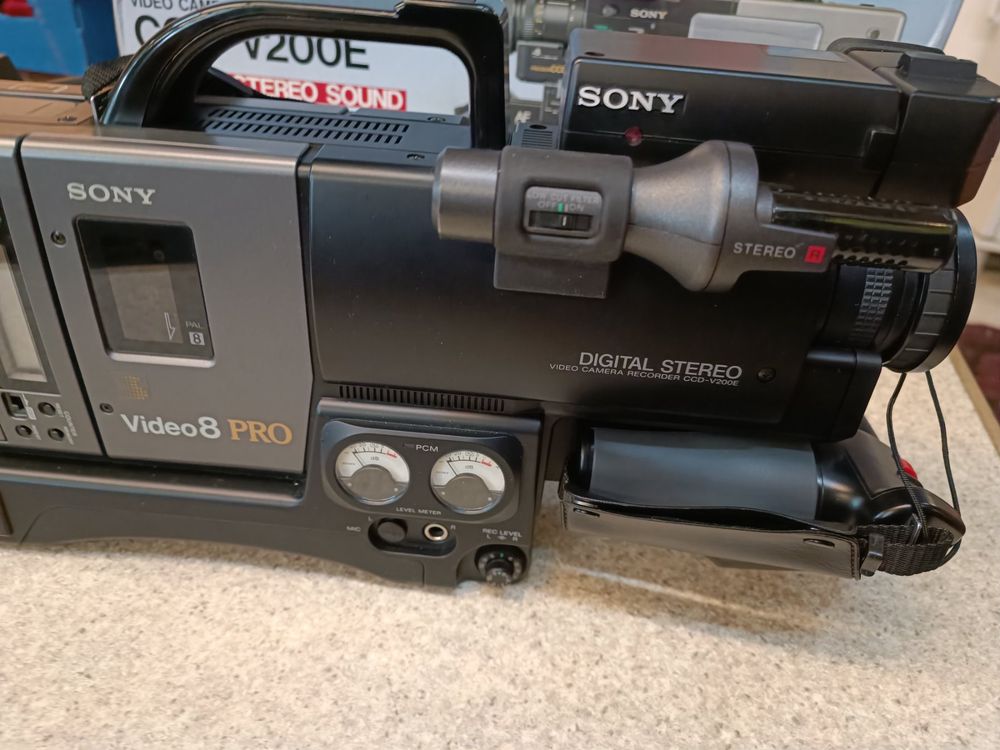 Video8 Sony CCD-V200E Kamera Abspielgerät (Gebraucht) in Zofingen für ...