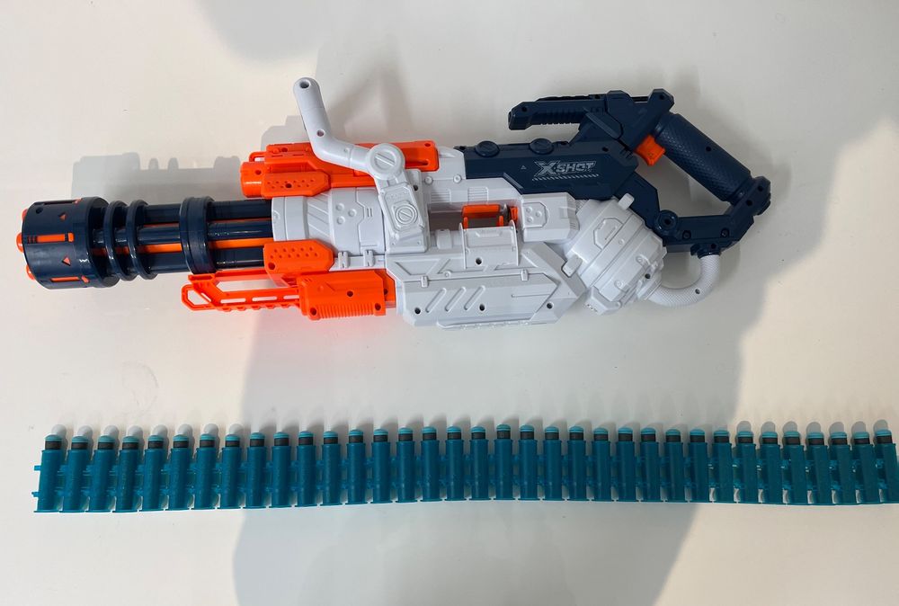 X-Shot Crusher Minigun & X-Shot Excel Regenerator | Kaufen auf Ricardo