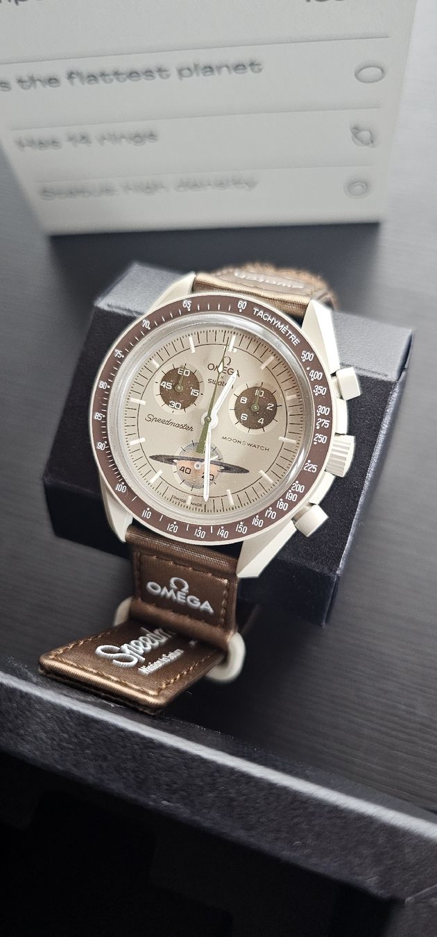 Omega x Swatch Moonswatch Mission to Saturn - Neu! (Neu und ...