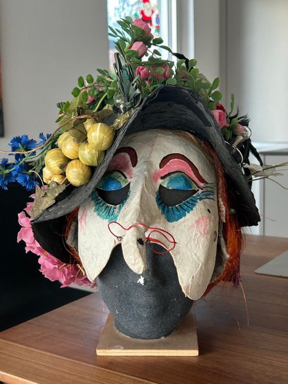 Fasnachtslarve Alte Tante, handgemacht, Unikat (Gebraucht) in Reinach BL für CHF 50 – mit ...