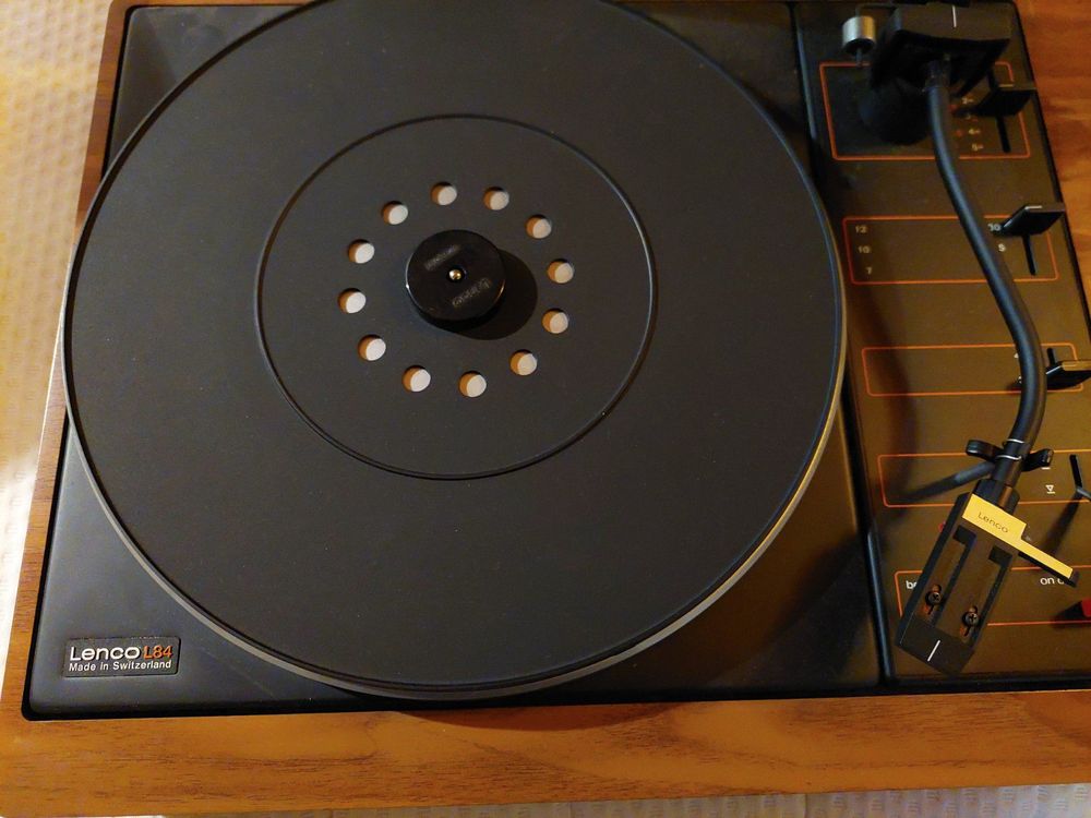 Lenco L660 Kompaktanlage mit Plattenspieler L84 (Gebraucht) in Buchs ZH ...