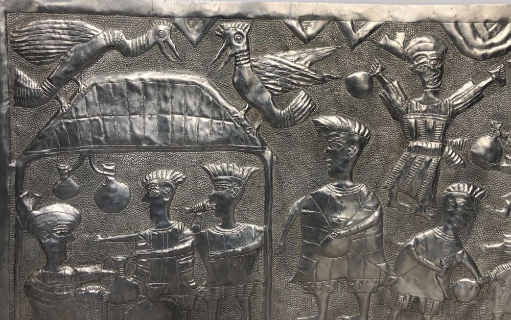 Afrikanische Aluminium Relief Skulptur (Nigeria) (Gebraucht) in Cham ...
