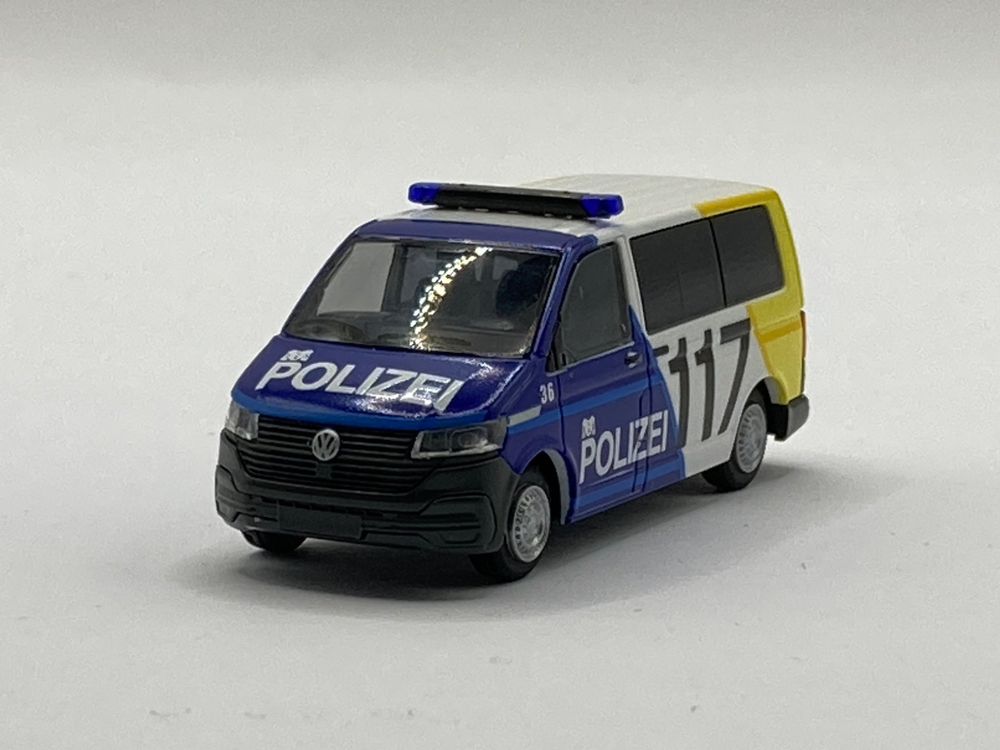 Rietze 53700 1:87 VW T6.1 Polizei Basel Stadt (Neu und originalverpackt ...