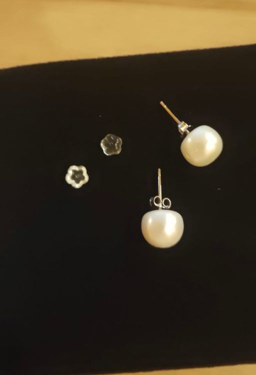 Perlen Ohrstecker, 925 Silber (Neu und originalverpackt) in Langenthal für CHF 39 – mit ...