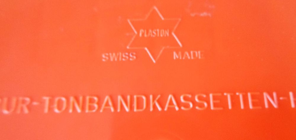 Plaston Kassettenhalter 70er Jahre orange / für 10 Kassetten | Kaufen ...