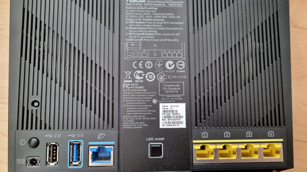 Router ASUS RT-AC68U 3x3 Wireless AC 1900 Dualband Gigabit (Gebraucht ...