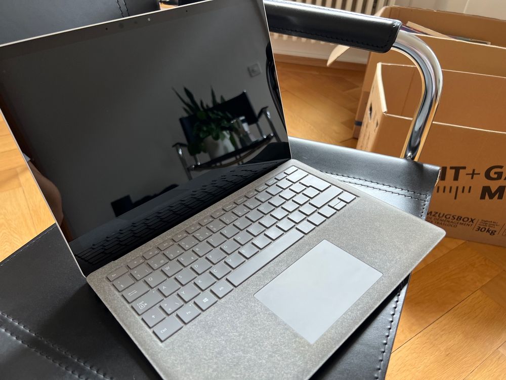 Microsoft Surface Laptop (Gebraucht) in für CHF 200 – mit Lieferung auf ...