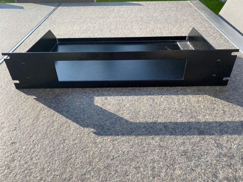 RACK Tablar 19" für Firewall (Gebraucht) in Möriken AG für CHF 25 – mit ...