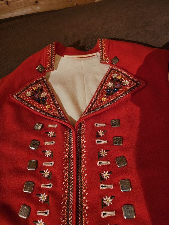 Appenzeller- Toggenburger Tracht (Gebraucht) in Gams für CHF 4400 – nur ...