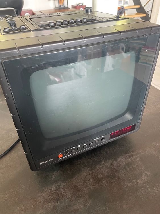 Cube Vintage Philips Type 9 TC 2100 Radio TV Alarme | Kaufen auf Ricardo