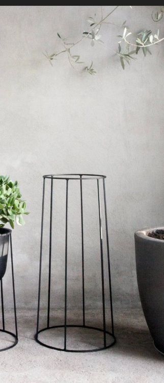 Menu Audo Wire Base 1x grosses Pflanzengestell | Kaufen auf Ricardo