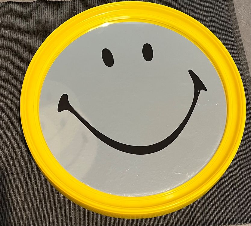 Spiegel Smiley Vintage (Gebraucht) in Lengnau AG für CHF 5 – mit ...