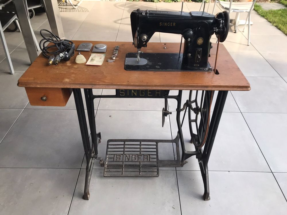 Antike Nähmaschine Singer (Gebraucht) in Düdingen für CHF 1 – nur ...