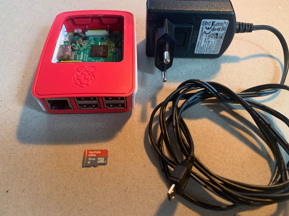 Raspberry Pi 3 Model B mit 16GB SD Ultra Card (Gebraucht) in Affoltern ...