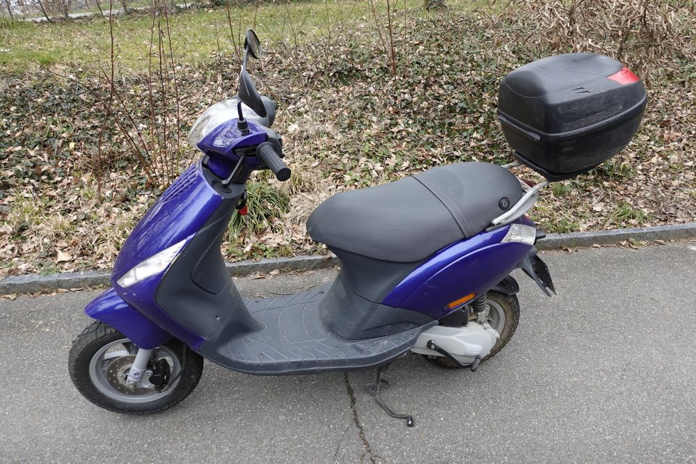 Piaggio Scooter ZIP 50/2000 (Gebraucht) in Kloten für CHF 375 – nur ...