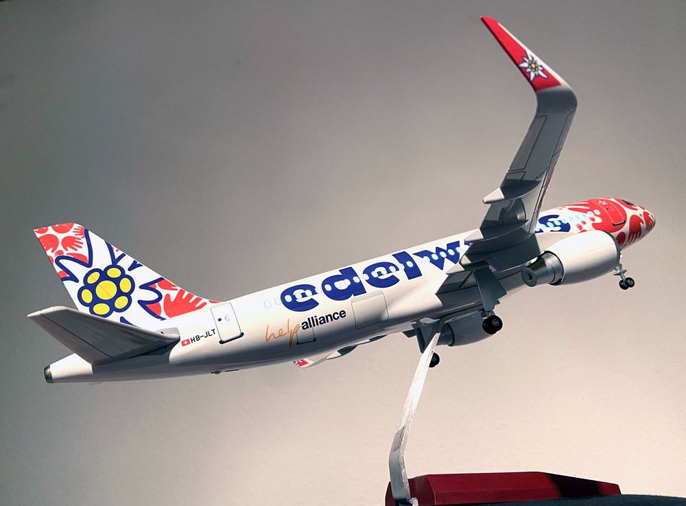 Edelweiss Air Airbus A320 "Help Alliance" Flugzeug Modell (Neu und ...