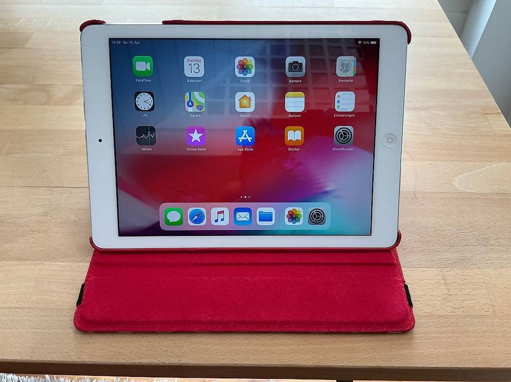 Apple iPad Air WiFi 64GB - Model A1474 (Gebraucht) in Adligenswil für ...