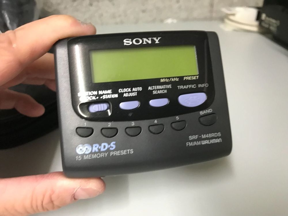 Sony SRF-M48RDS FM/AM Walkman RDS Radio | Kaufen auf Ricardo